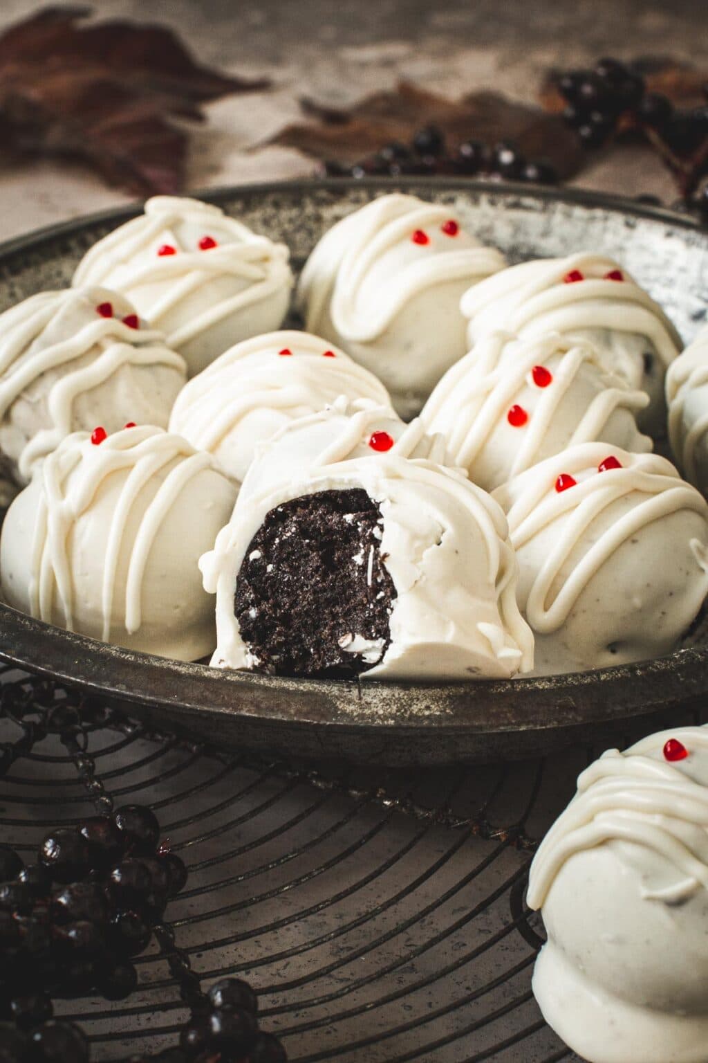 Mummy Oreo Cookie Balls - Aimee Mars